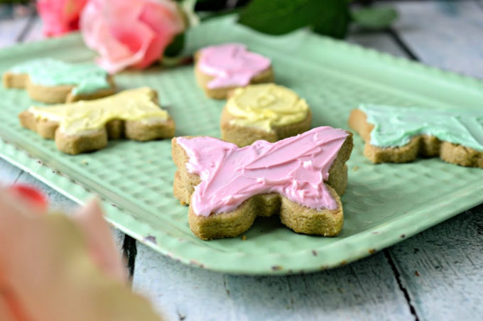 Easter Shortbread Cookies - The Rebel Chick