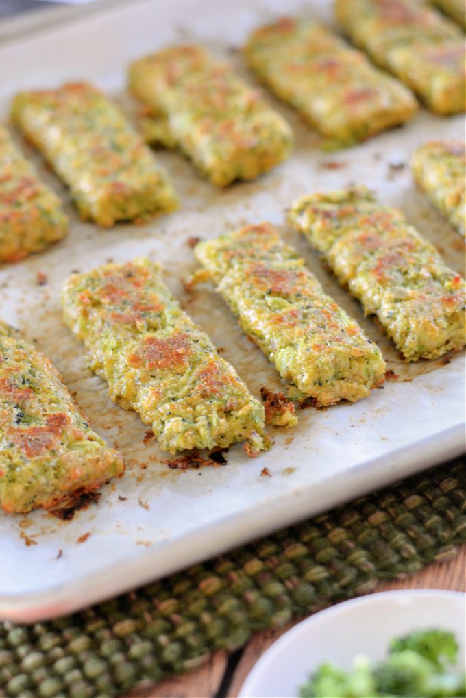 An Easy Kid-Friendly Broccoli Cheese Sticks Recipe