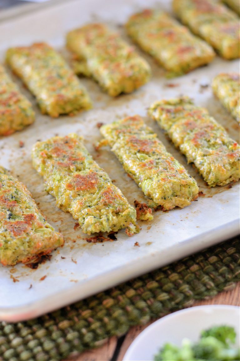 An Easy Kid-Friendly Broccoli Cheese Sticks Recipe