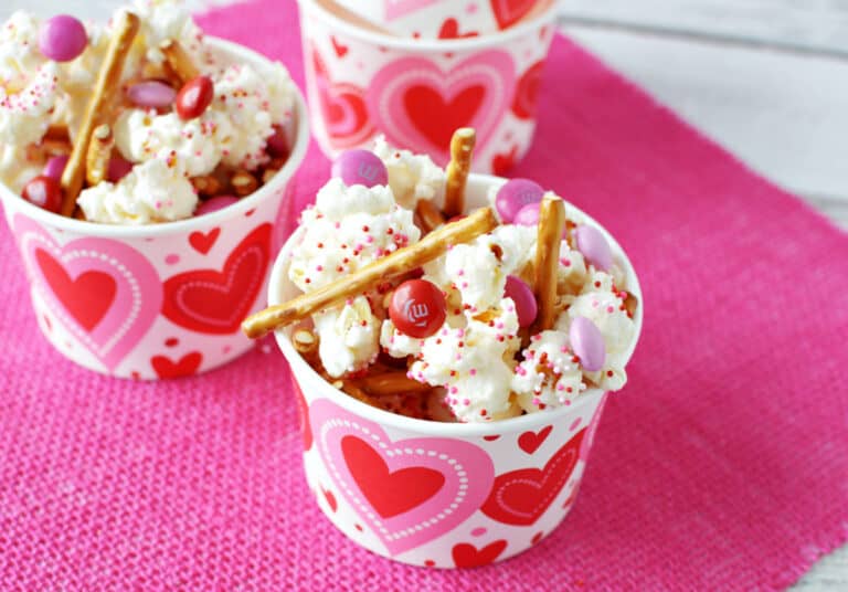 Valentine's Day Snack Mix - The Rebel Chick