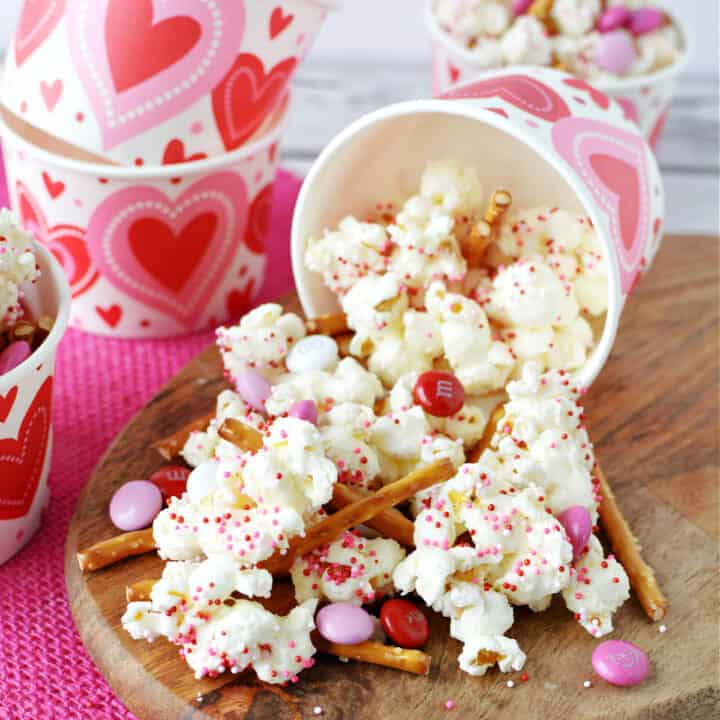 Valentine's Day Snack Mix - The Rebel Chick