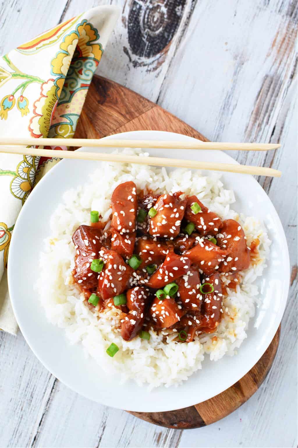 Slow Cooker Sesame Chicken Recipe - The Rebel Chick