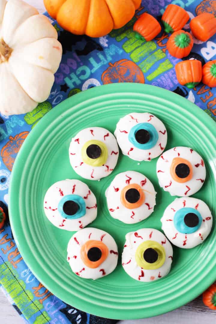 Halloween Eyeball Cookies- The Rebel Chick