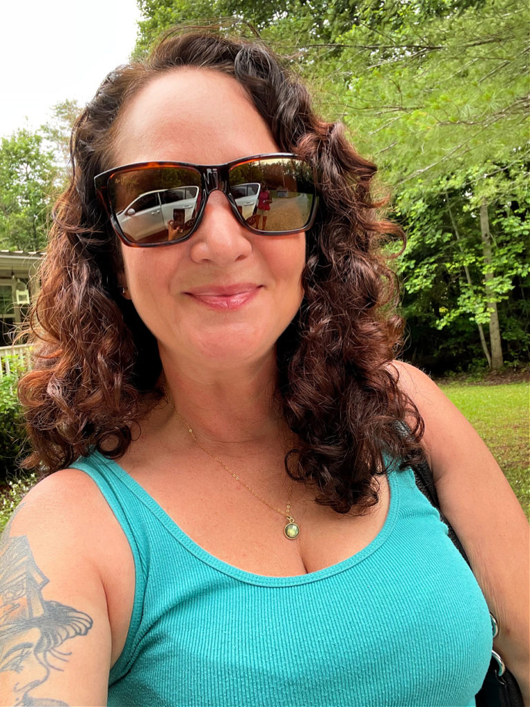 Summer Travel Essentials For Women - The Rebel Chick