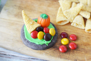 Thanksgiving Cornucopia Cookies Recipe - The Rebel Chick