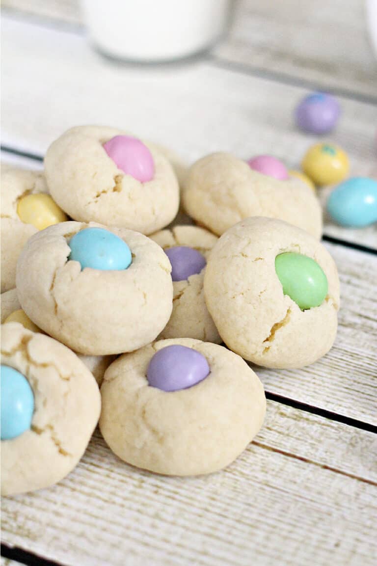 Easter Thumbprint Cookies - The Rebel Chick
