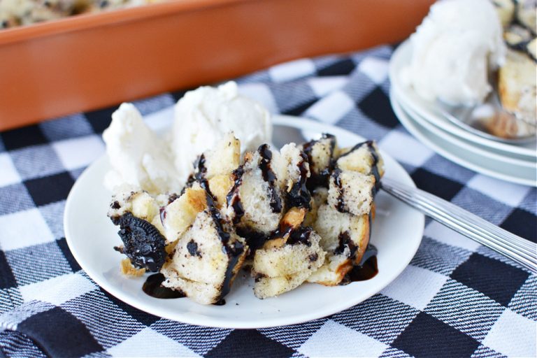 Oreo Cookie Bread Pudding Recipe - The Rebel Chick
