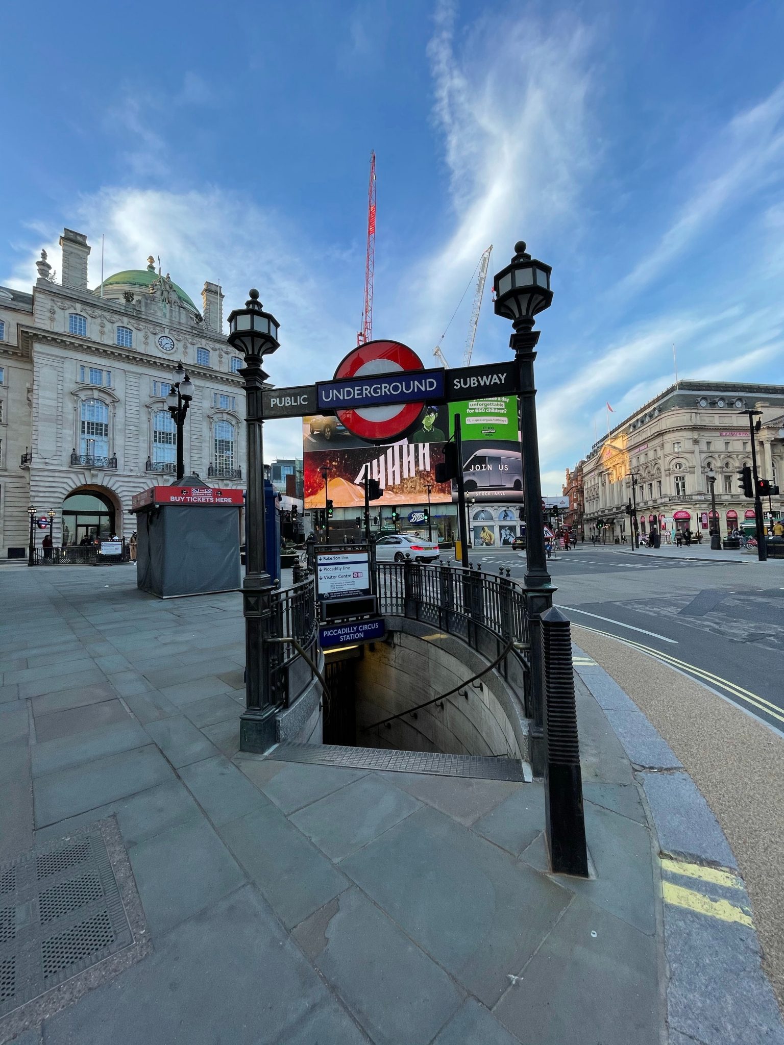 Guide to London King's Cross Station - The Rebel Chick