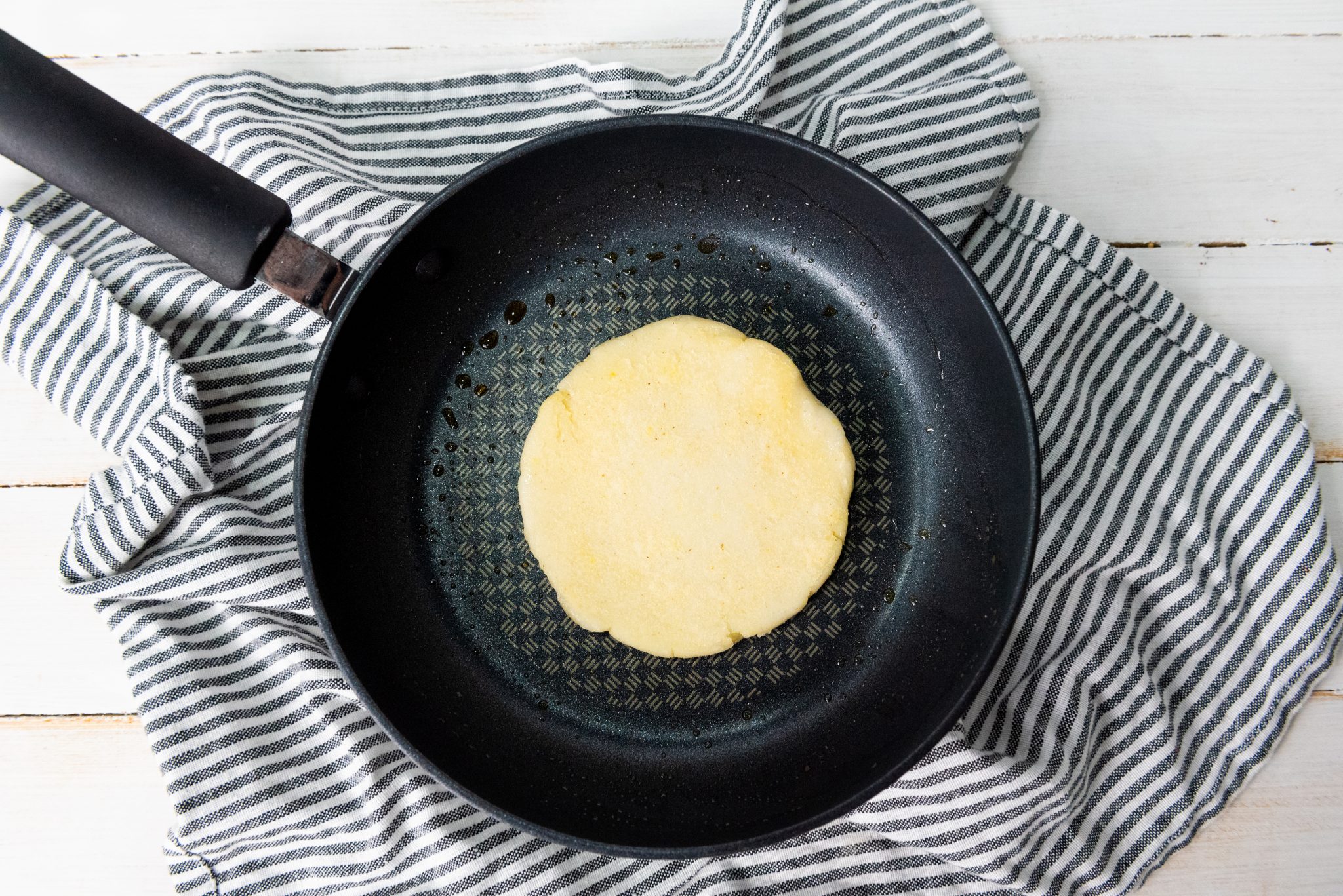 Arepas Con Queso Recipe - The Rebel Chick