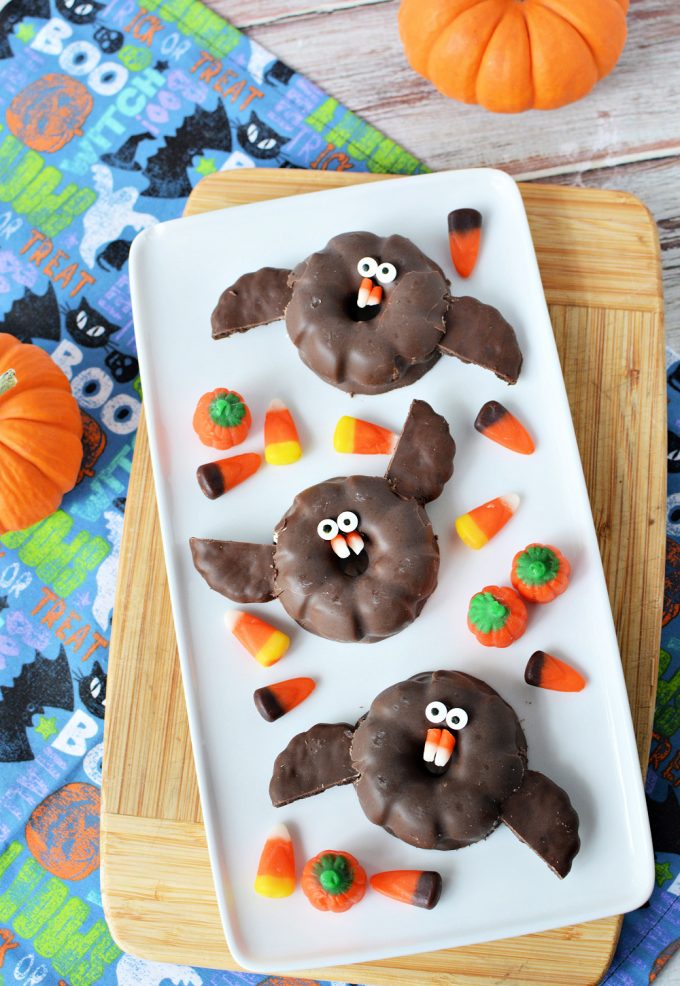 No Bake Halloween Bat Cookies Recipe - The Rebel Chick