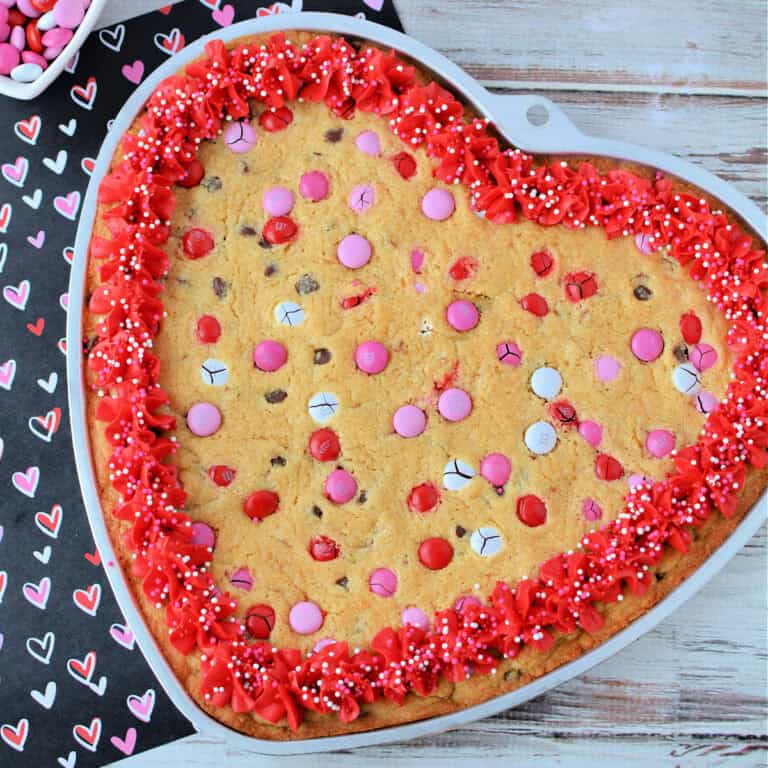 How to Make a M&Ms Cookie Cake Recipe - The Rebel Chick