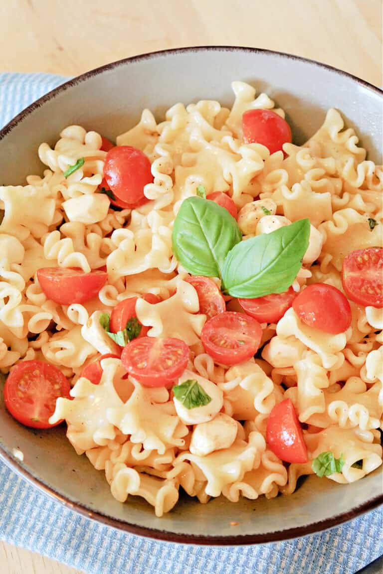 Caprese Pasta Salad The Rebel Chick
