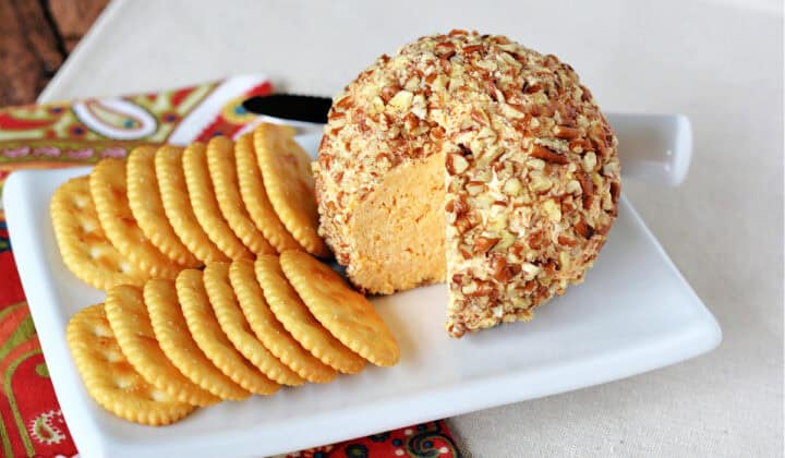 30 Perfect Finger Foods for Family Movie Night - The Rebel Chick
